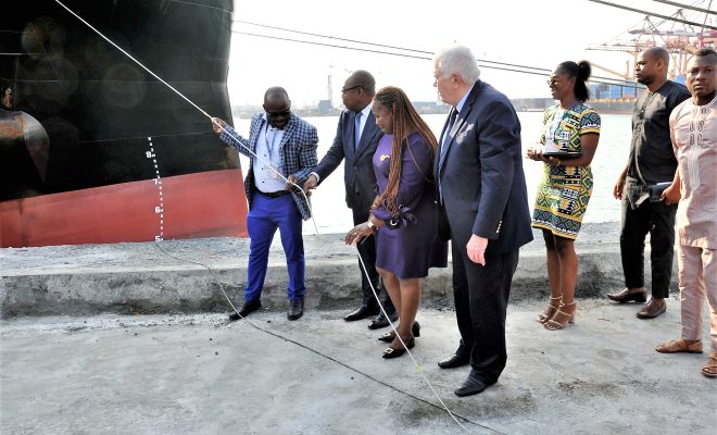 Le navire bitumier « Bitu River » inauguré au PAL – Togo-Presse